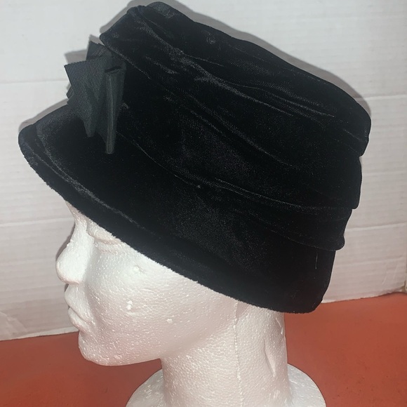Union Made | Accessories | Vintage Black Velvet Slouch Wrinkle Bucket ...